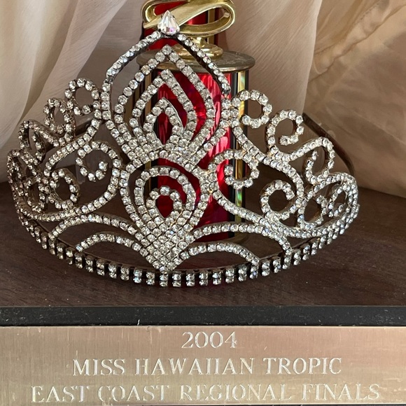 Other | Authentic Hawaiian Tropic Pagent Sash Only 1 | Poshmark